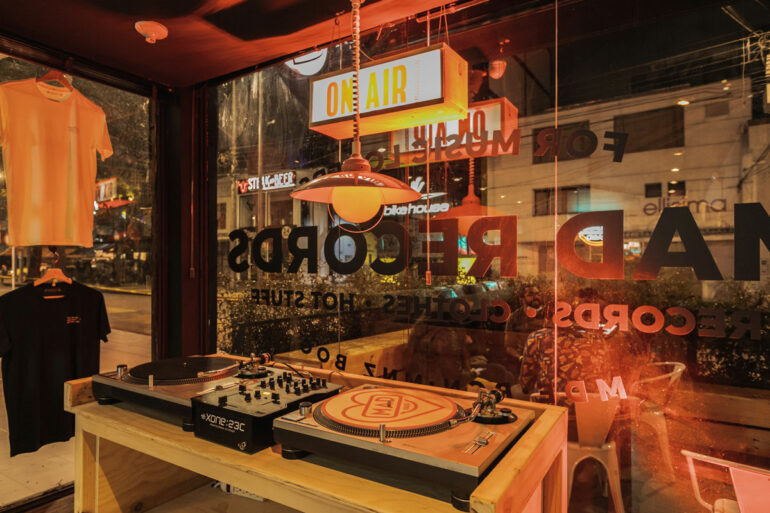 Razones para conocer y enamorarse de Mad Radio Bogotá - Mad Radio