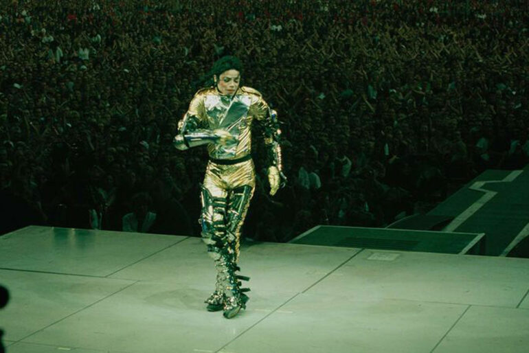 ¿Sabes como nació el mítico baile 'moonwalk' de Michael Jackson? - Mad ...